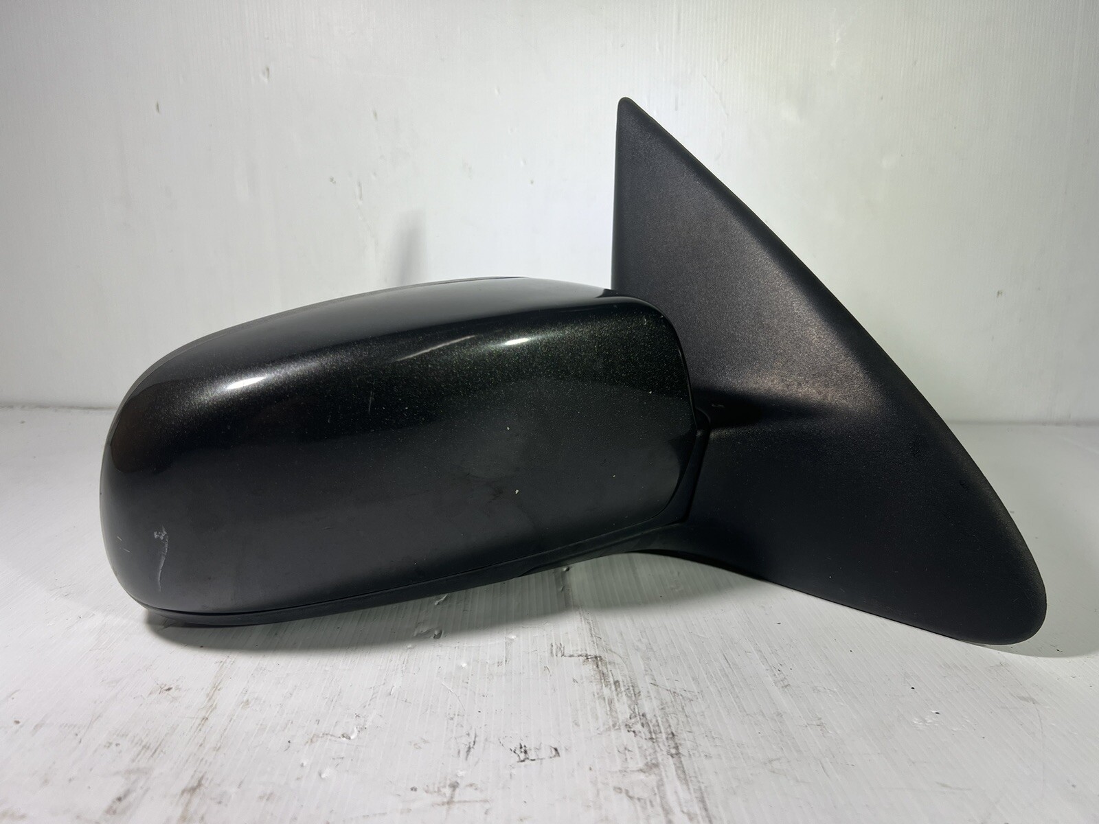 FORD BA BF FALCON RIGHT HAND DRIVERS MIRROR 3 Pin GREEN PAINT CODE: EG ...