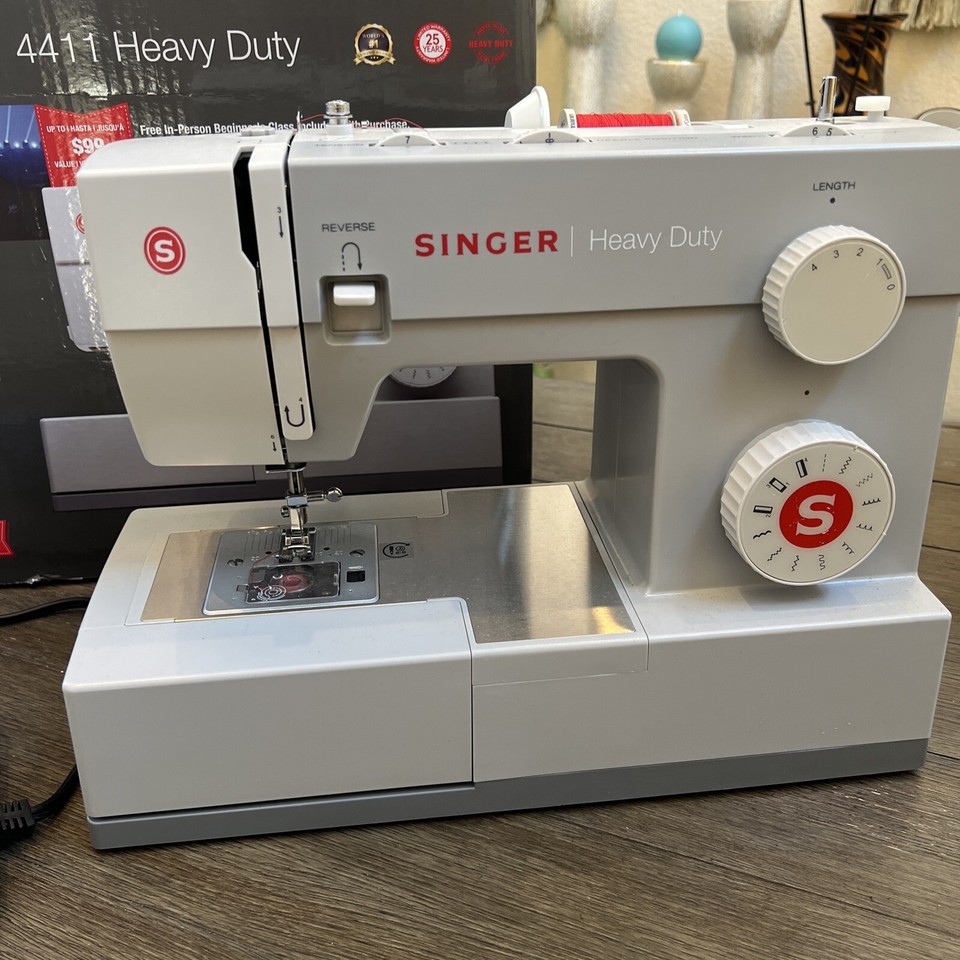 SINGER 4411 Heavy Duty 120W Portable Sewing Machine - Grey | eBay
