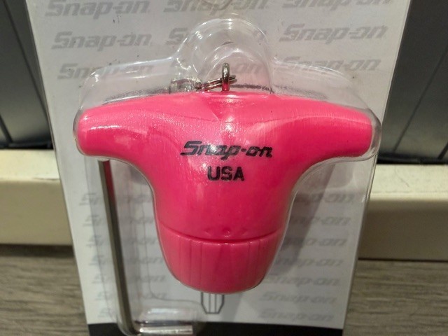 Snap-On Type T Grip Keyholder Key Chain Keyring Pink Limited to Japan ...