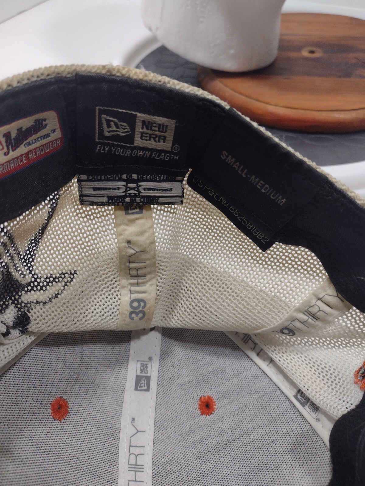 New Era San Francisco Giants Fitted Hat Medium Frayed Backwards Mesh 39Thirty | eBay