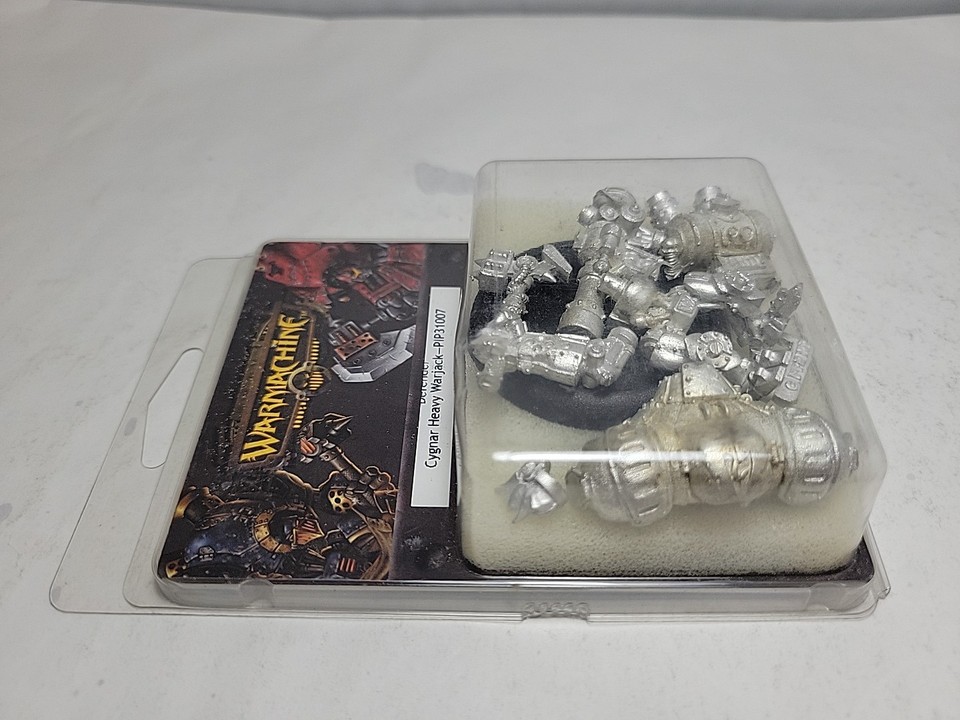 Warmachine Cygnar Defender Heavy Warjack PIP31007 Metal Brand New ...