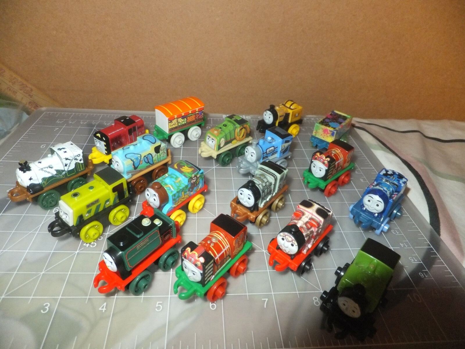 Lot of 17 Mini Thomes The Train figures | eBay