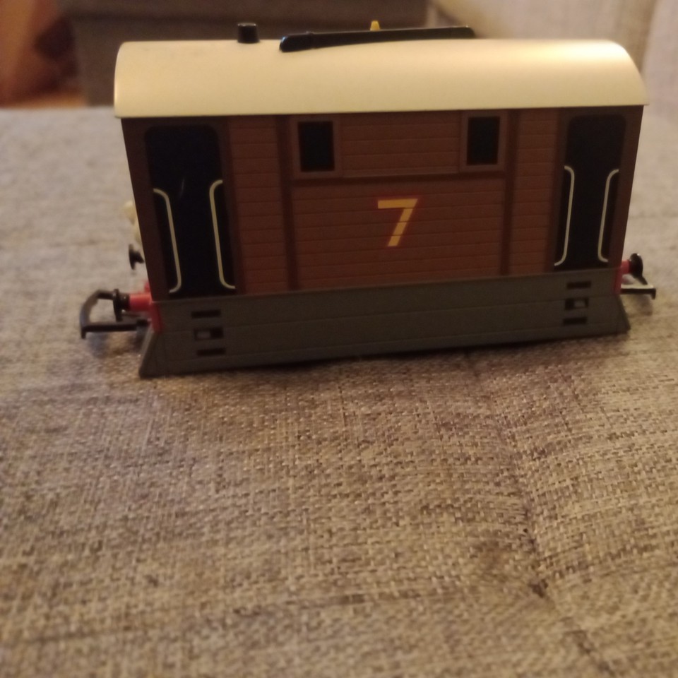 Hornby R9046 Toby the Tram Engine Thomas the Tank Range Tested ...