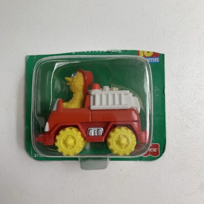 Sesame Street Playskool Big Bird’s Fire Engine Die-Cast Metal Toy Car ...