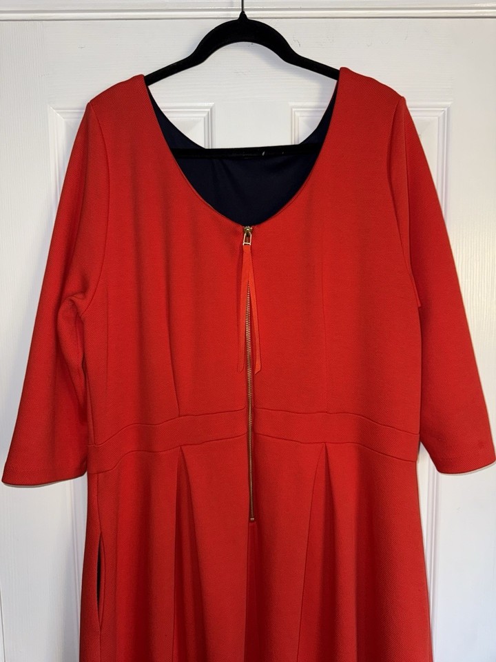 BODEN Red Holly Textured Classic Chic Holiday Fit Flare Pleated Skirt ...