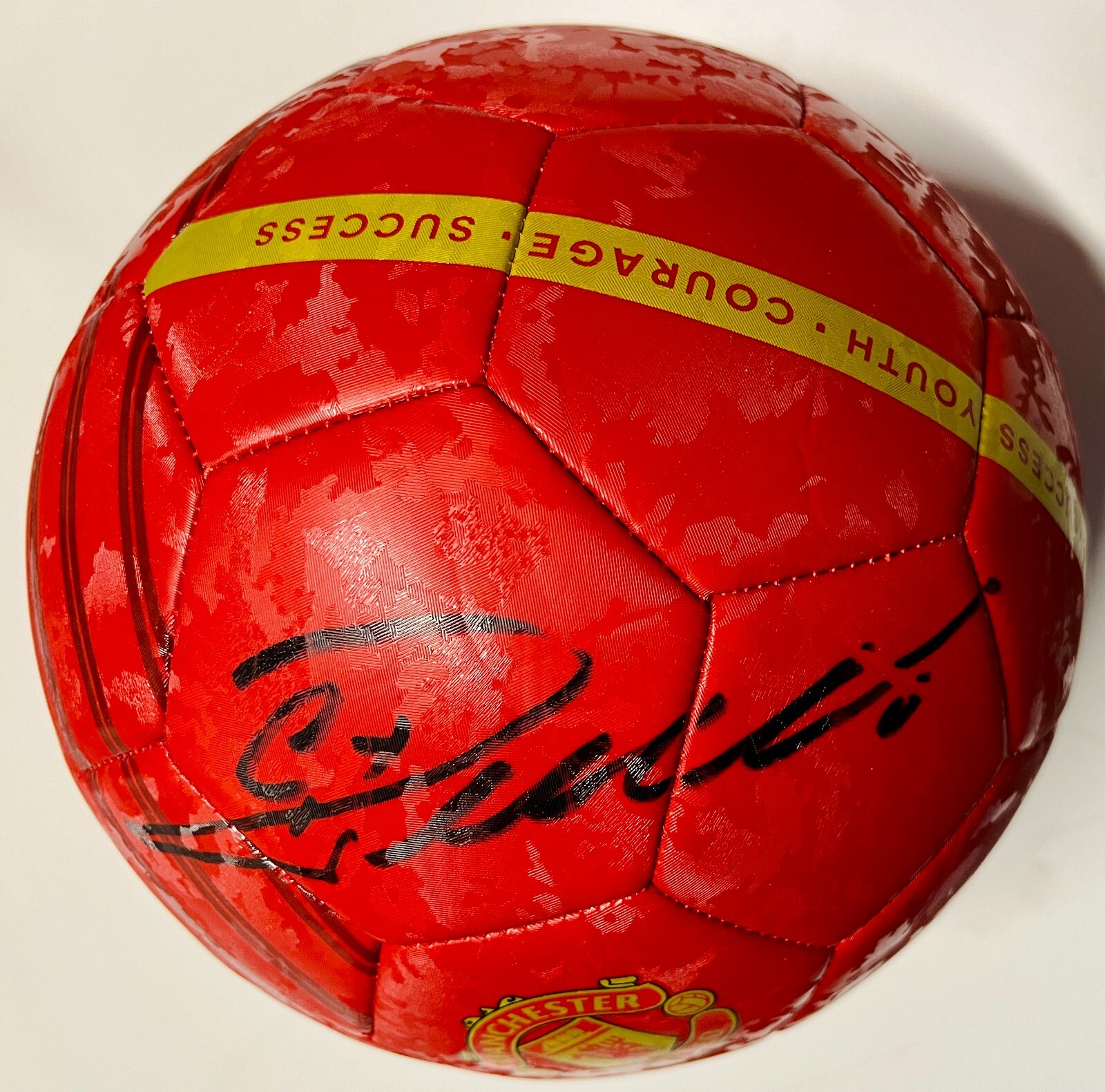 Cristiano Ronaldo Autographed Memorabilia | Signed Photo, Jersey ...