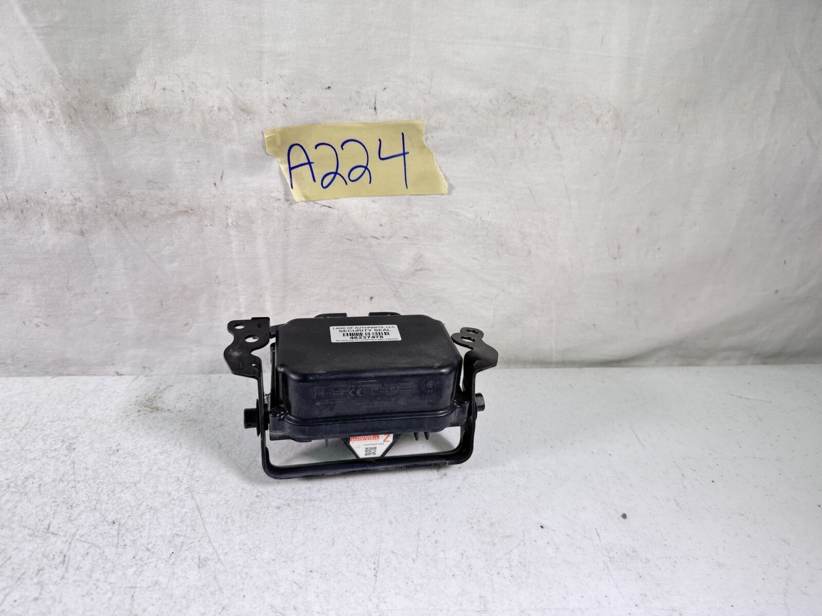 2016 2017 2018 2019 Toyota OEM Radar Cruise Control Distance Sensor ...