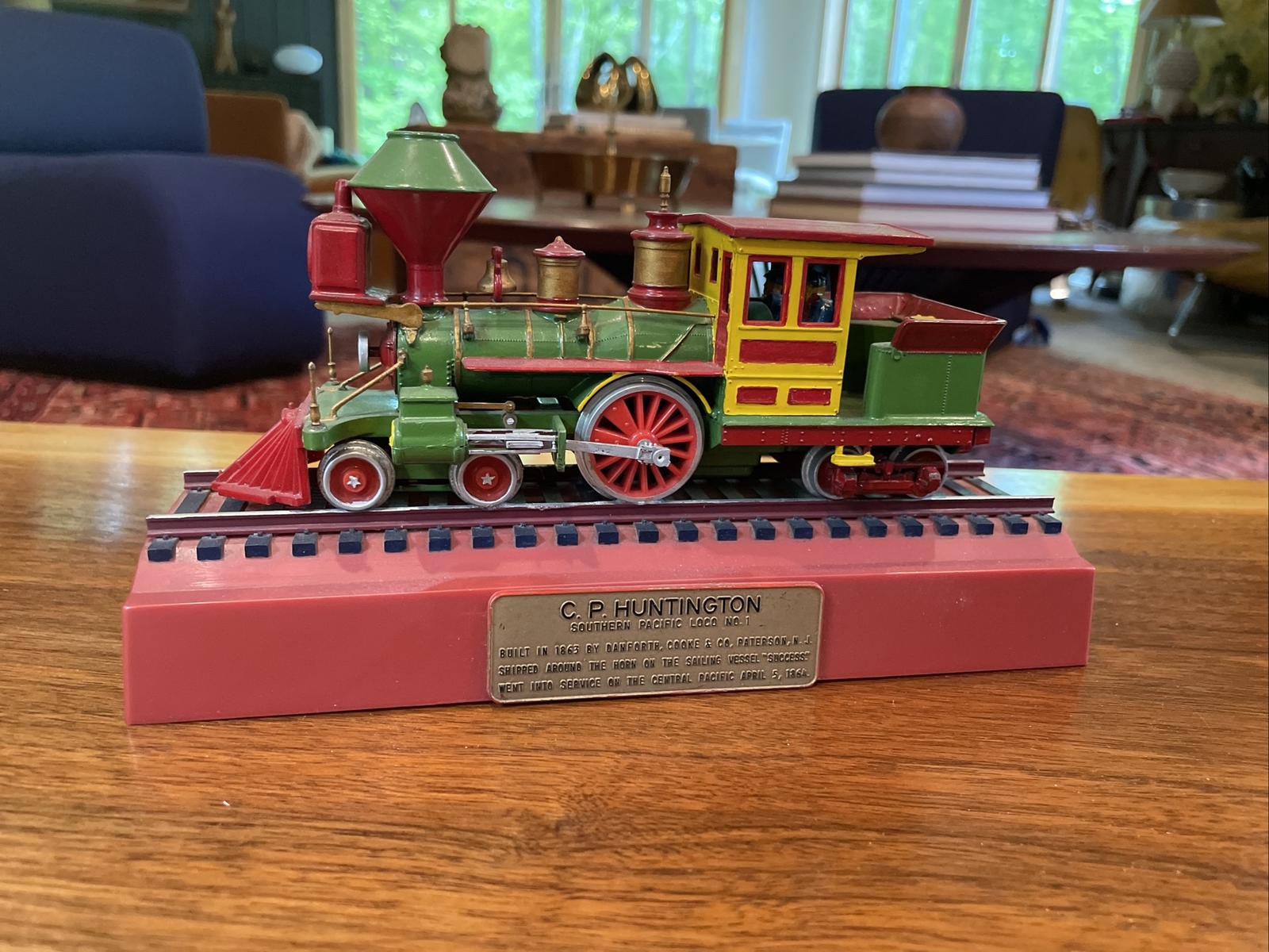Vtg CP Huntington Southern Pacific No. 1 Steam Locomotive Plastic Model ...