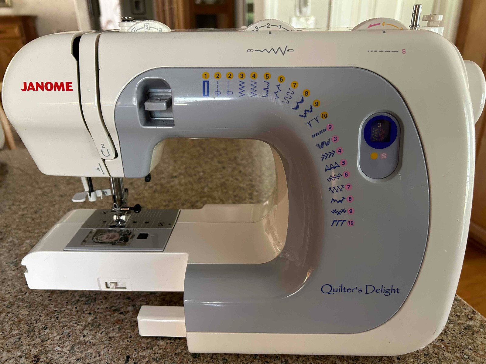 Janome "Quilters Delight" Sewing Machine Model 4119 | eBay