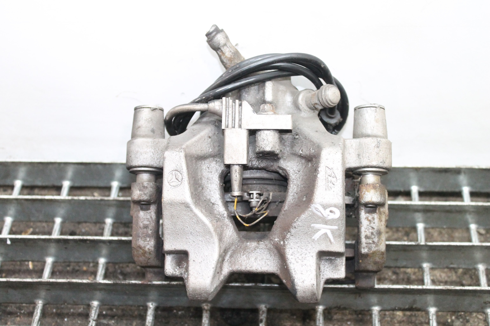 MERCEDES-BENZ C W204 220 CDI Rear Left Side Brake Caliper 2.1 Diesel ...