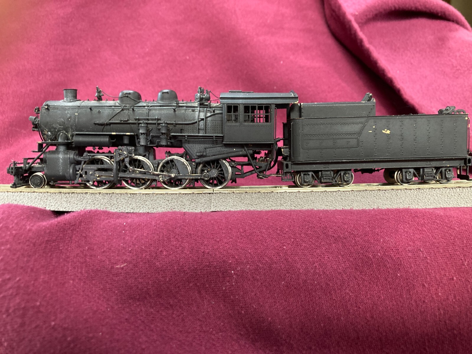 Chicago & North Western CNW Omaha Road Class Z 2-8-0 HO scale steam ...
