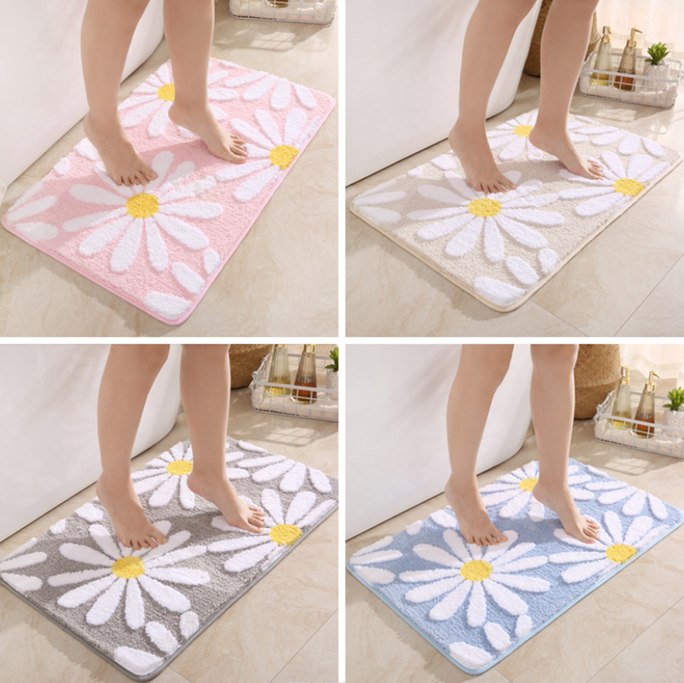 Daisy Bathroom Rug Mat White Flower Bath Rug Fluffy Soft Fiber Rug Pink ...