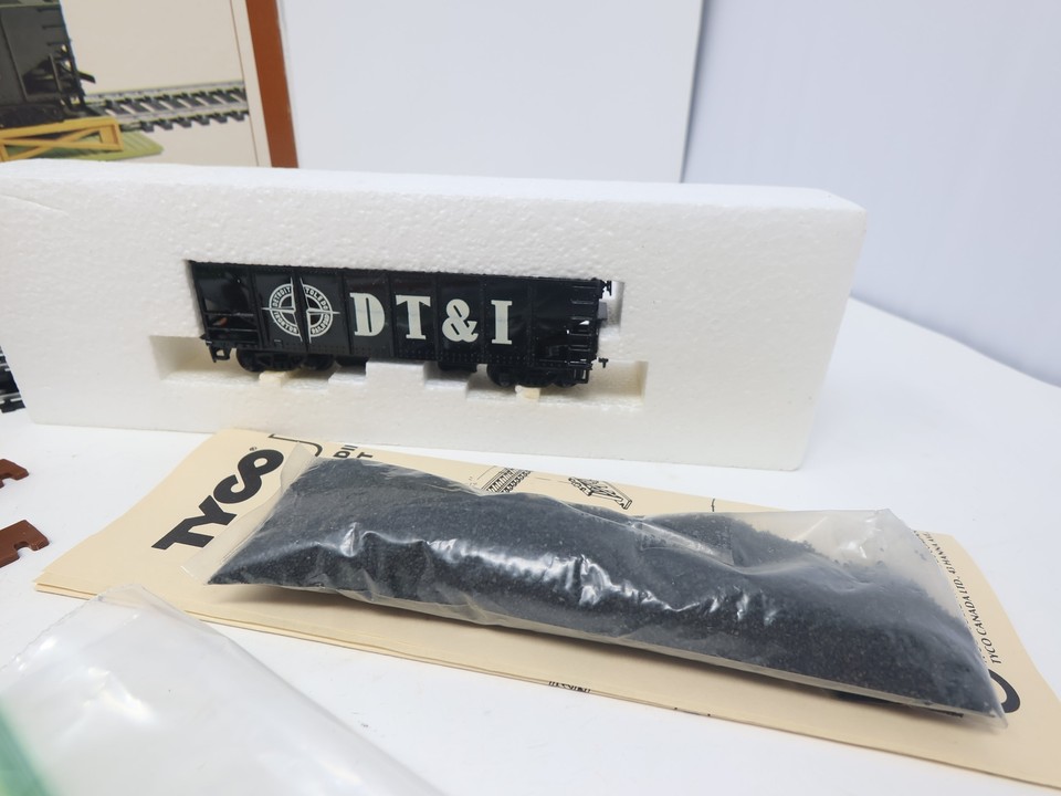 USED Tyco 868 HO Scale, Ore Unloading Trestle Set (KIT), Read ...