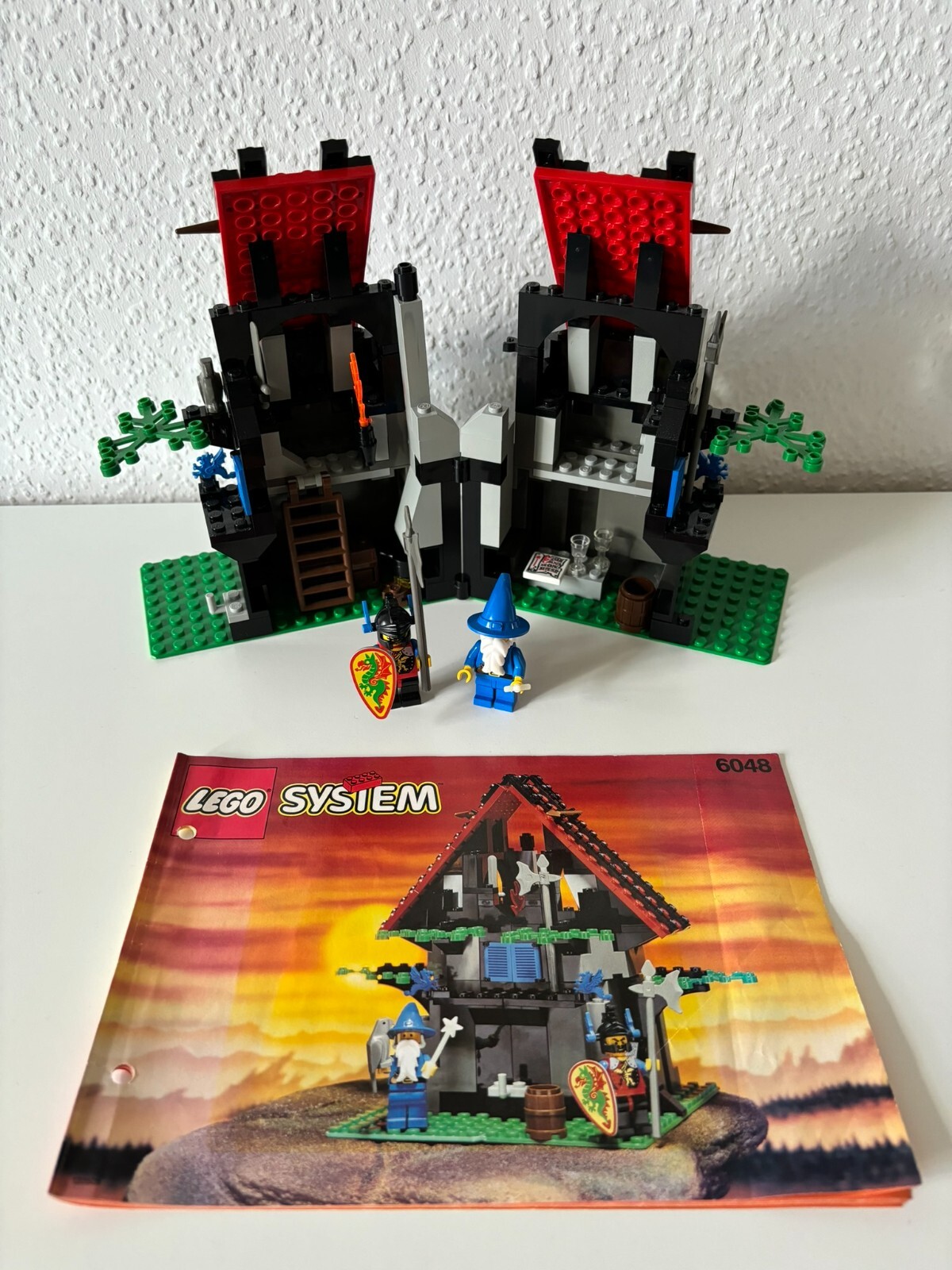 LEGO Castle: Majisto's Magical Workshop (6048) / Hexenmeisterwerkstatt ...