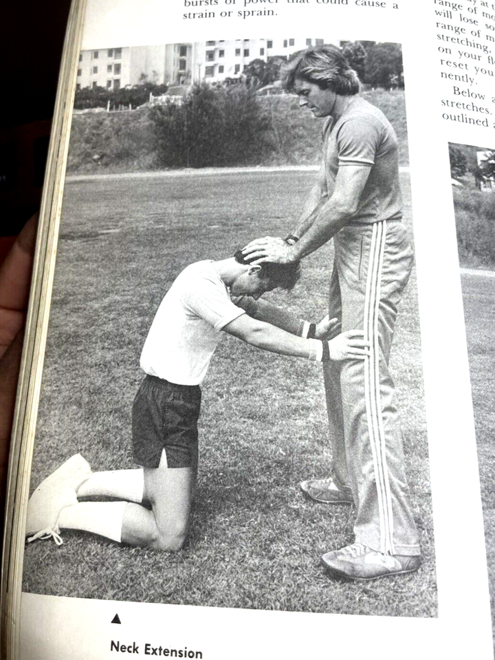 Bruce Jenner’s "The Athletic Body" Fitness Guide For Teenagers~ 1984 ...