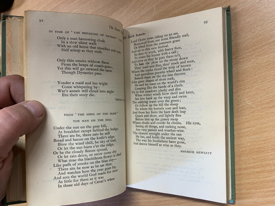 1946 "POEMS OF OUR TIME 1900-1942" POETRY VINTAGE SMALL HARDBACK BOOK ...