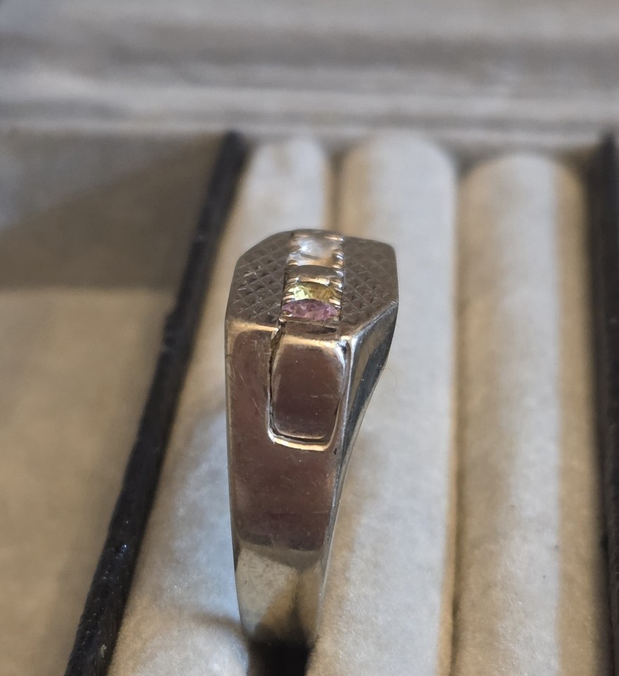 10 K White Gold Men's Ring 4 Stone 1 Stone missing Size 9 1/2 Weight 7. ...