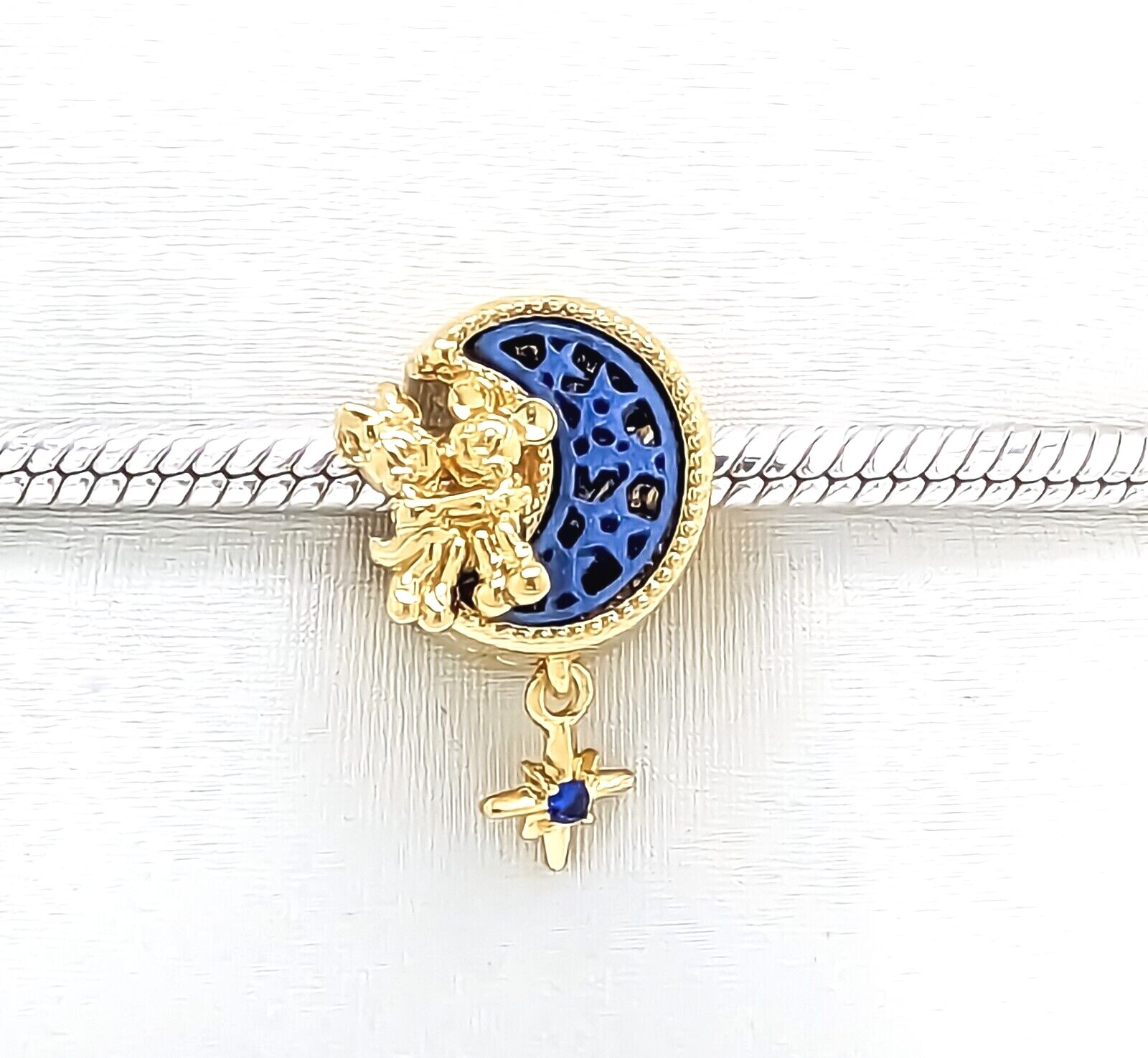 New 100% PANDORA 14k Disney Mickey Mouse & Minnie Mouse Crescent Moon ...