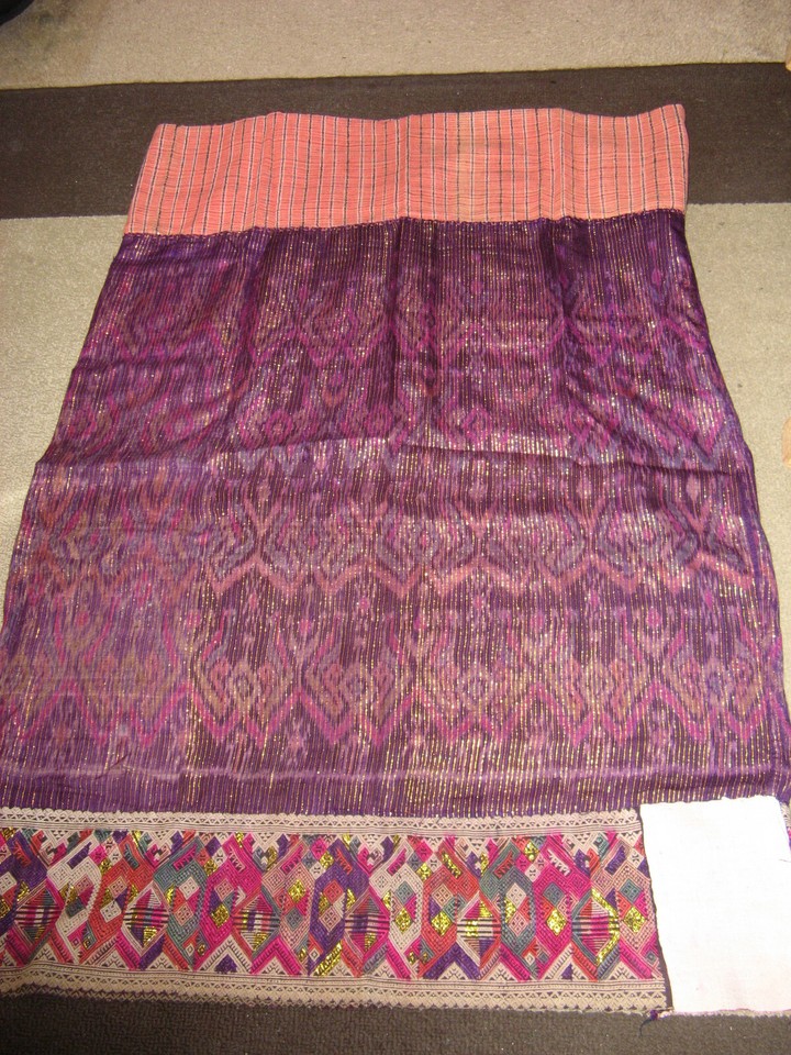 Vintage Laotian Laos hand woven silk Mat Mi Pa Sinh (skirt) Gold Thread ...