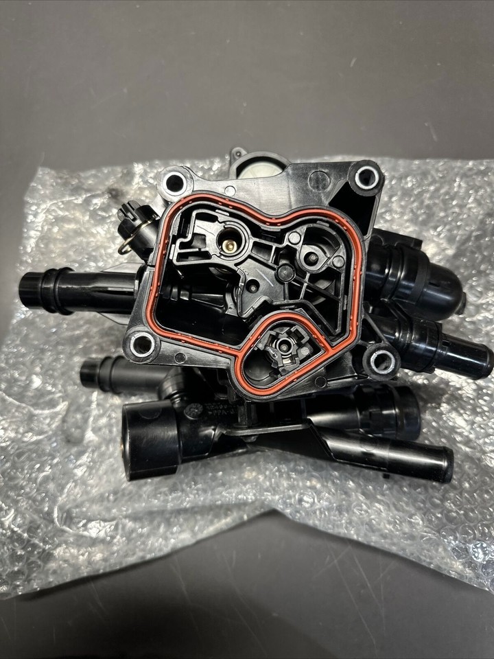 GEN-UINE 25600-2S000 Hyundai Kia Integrated Thermostat Housing Module ...