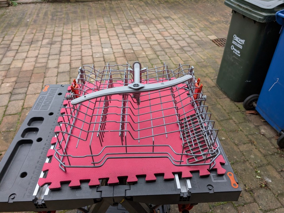 Hotpoint Ltb4b019 Dishwasher Upper Rack and Spray Arm | eBay UK