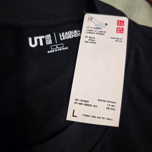 Uniqlo ARCANE League of Legend Men Large UT Graphic T-Shirt Black Short ...