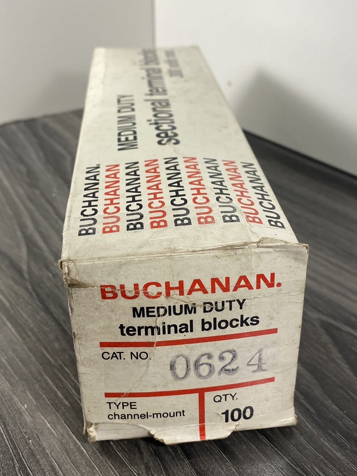 New Box of 76 Buchanan 0624 Medium Duty Sectional 50A Terminal Block ...