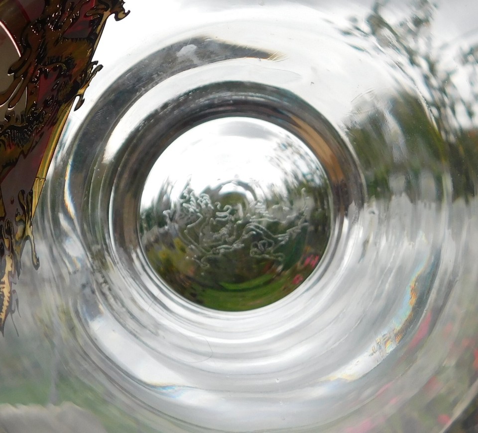 Pair of Sunlik Beer Pint Glasses Embossed Chinese Dragon on Bottom ...