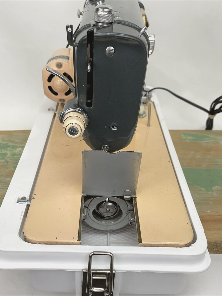 SERVICED Heavy Duty 1-Amp Vtg PINK Sewing Machine Singer 15 Clone Denim ...