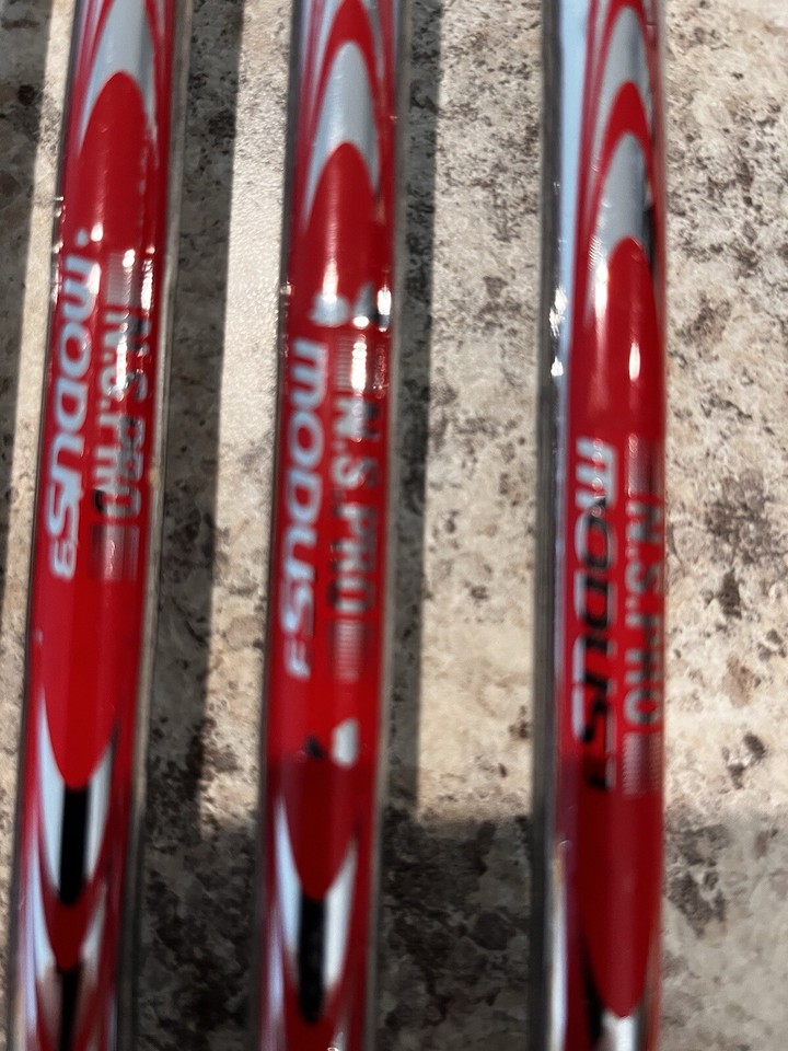 Titleist T100 Irons 5-PW Stiff Shafts and new grips | eBay