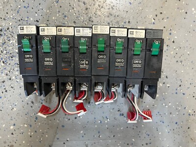 Cutler Hammer GHBS1020D Bolt On Breaker 20A 1P 277V GHBS 20 Amp - LOT ...