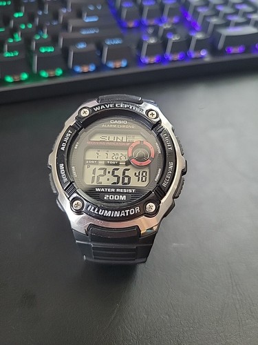 Casio WV-200A Illuminator Watch Men Wave Captor New Battery | eBay