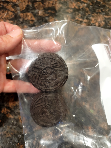 RARE!!! Pokémon Oreo Mew Cookie Limited Edition MINT CONDITION! | eBay