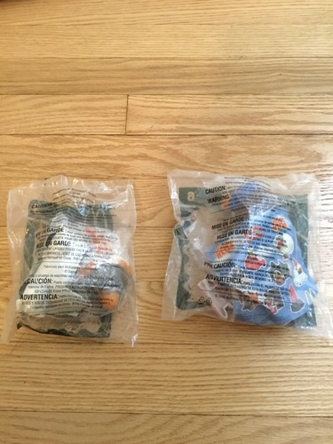 Chicken Little McDonalds Happy Meal Toy - Buck Cluck #3 & Runt of the ...