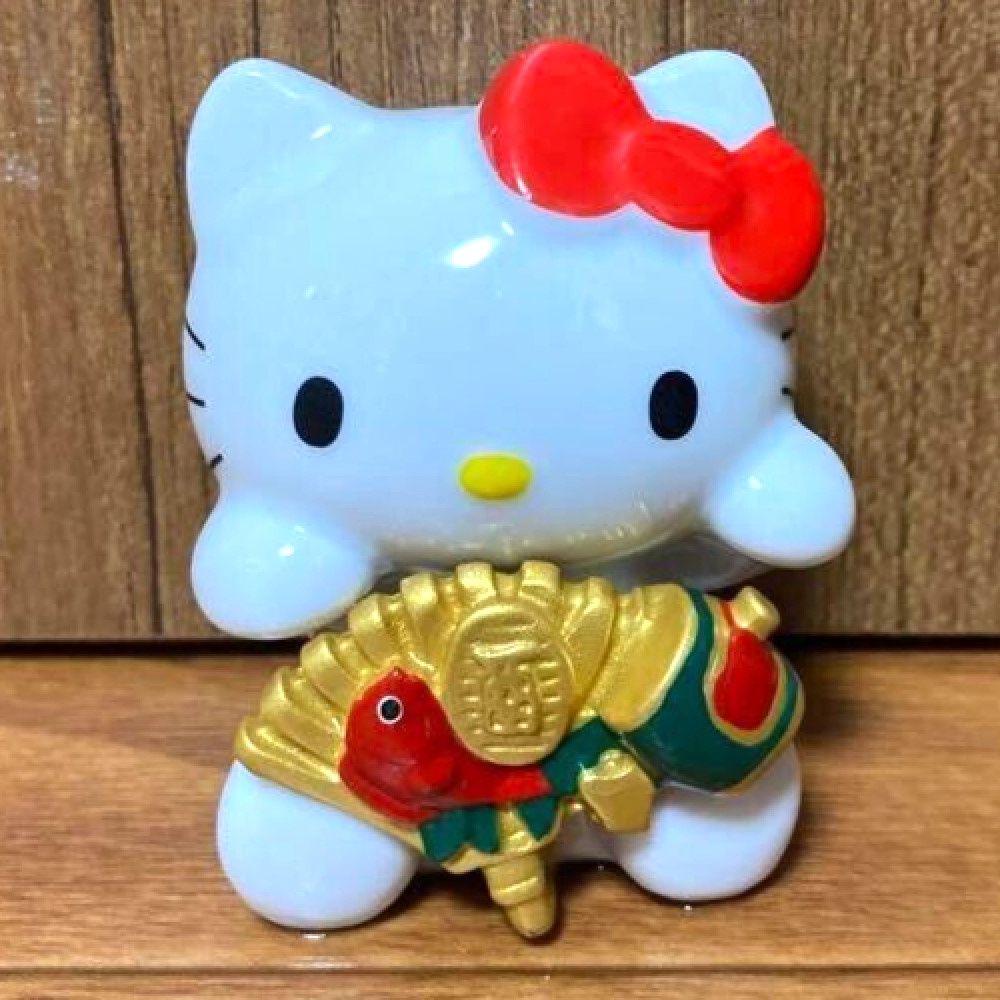 Hello Kitty Maneki Neko