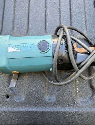 Makita 9067L 7" Angle Grinder 6000 RPM 15A Heavy Duty Tool Wire Brush ...