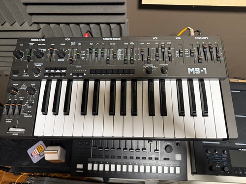 BEHRINGER MS1 MS-1 - MONOPHONIC SYTHESIZER | eBay UK