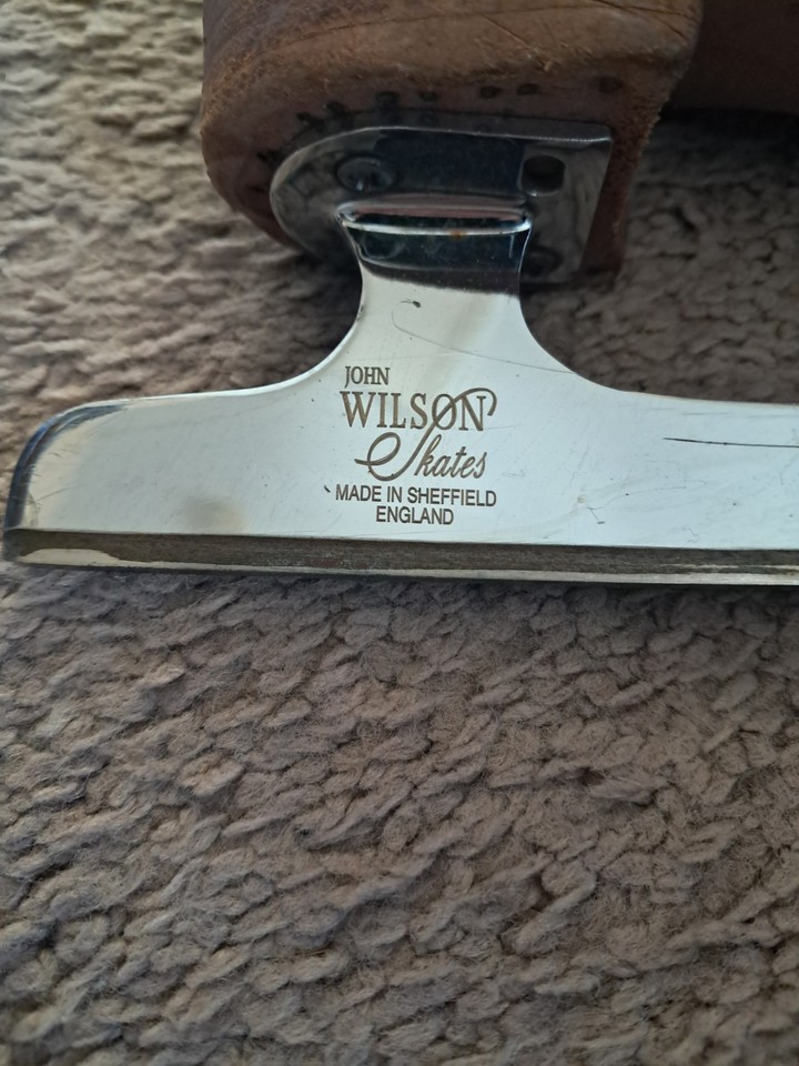 Vintage HARLICK FIGURE SKATES WITH WILSON SHEFFEILD BLADES PATTERN 99 ...