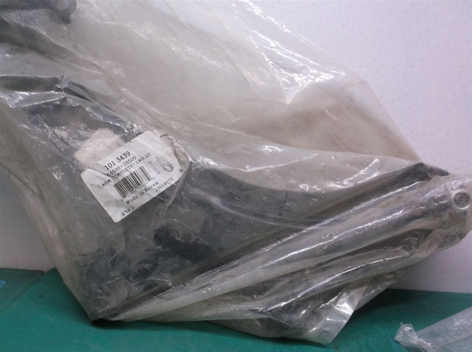 1013439 Control Arm w/ Ball Joint Lower Front Susp Hyundai Elantra ...