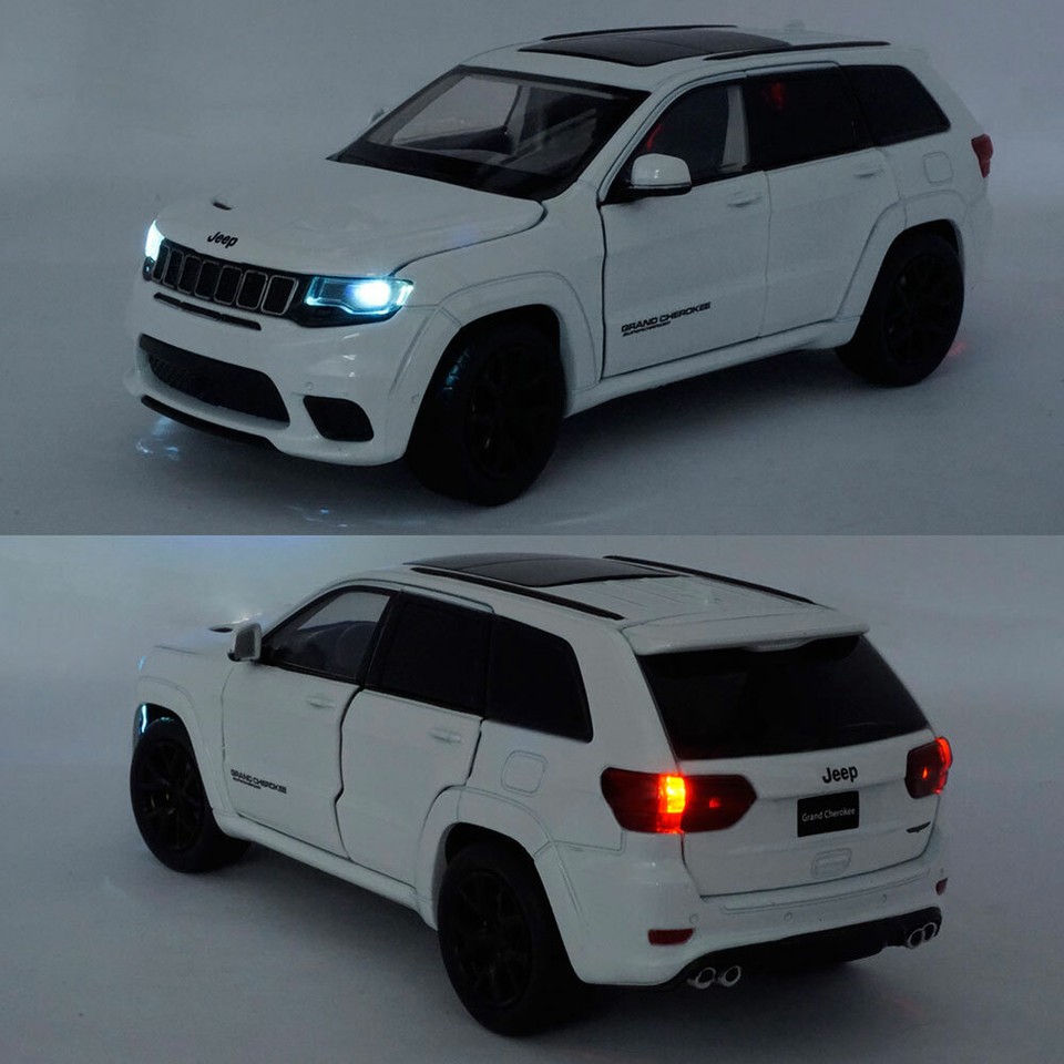 1:32 Jeep Grand Cherokee Trackhawk Model Car Diecast Toy Vehicle ...