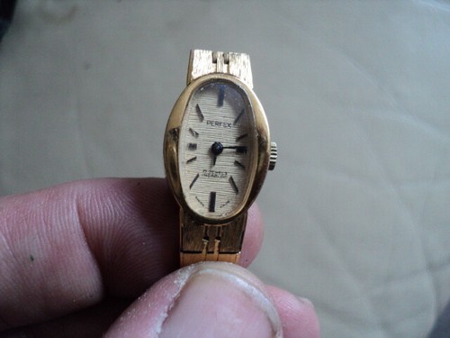 Vintage Ladies Perfex gold plated wind up Swiss Made watch Working ...