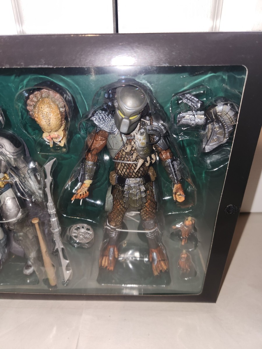 NECA SDCC 2019 DC VS Predator Alien 2Pack Set NEW Batman NECA SDCC 2019 DC VS Predator Alien 2Pack Set NEW Batman