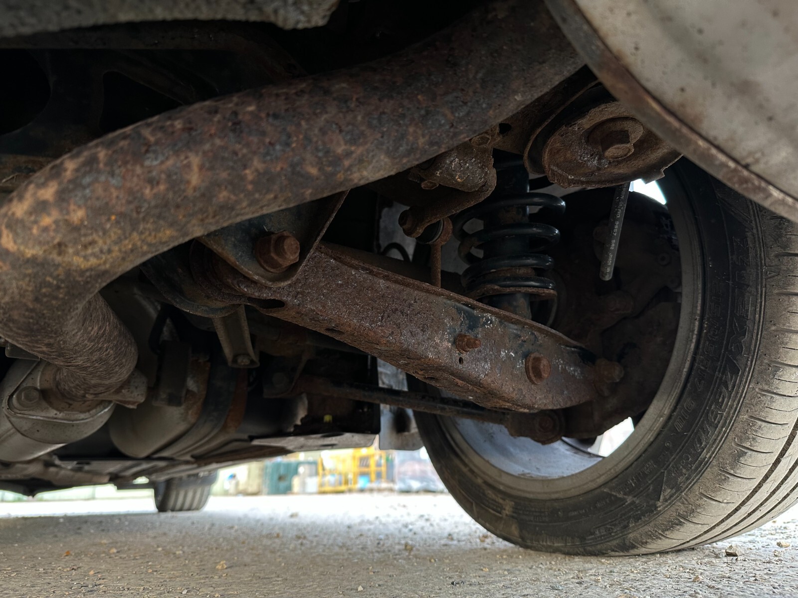 99-05 LEXUS IS200 REAR SUBFRAME AXLE + ARMS HUBS LOW MILES 2004 | eBay UK