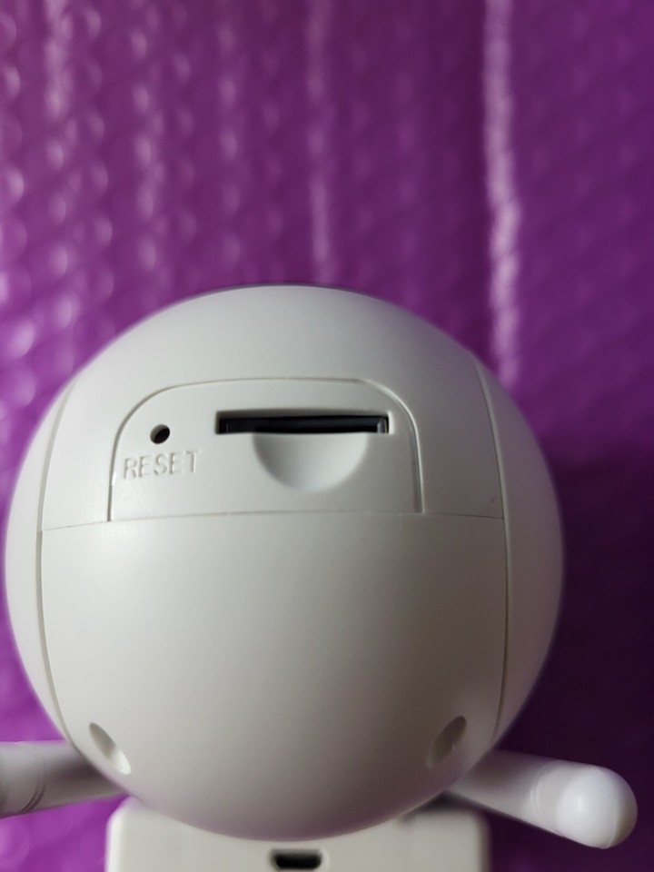 Wireless Wi-Fi Security Camera Model: XY-3820 - 1080P Color Display ...