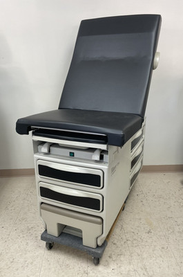 Pre-Owned Midmark Ritter 204 Exam Table Excellent Condition Drawer ...