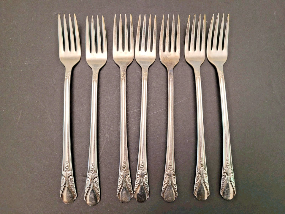 VINTAGE WM ROGERS FLATWARE AVALON CABIN PATTERN GRILLE FORKS / SET OF 7 | eBay