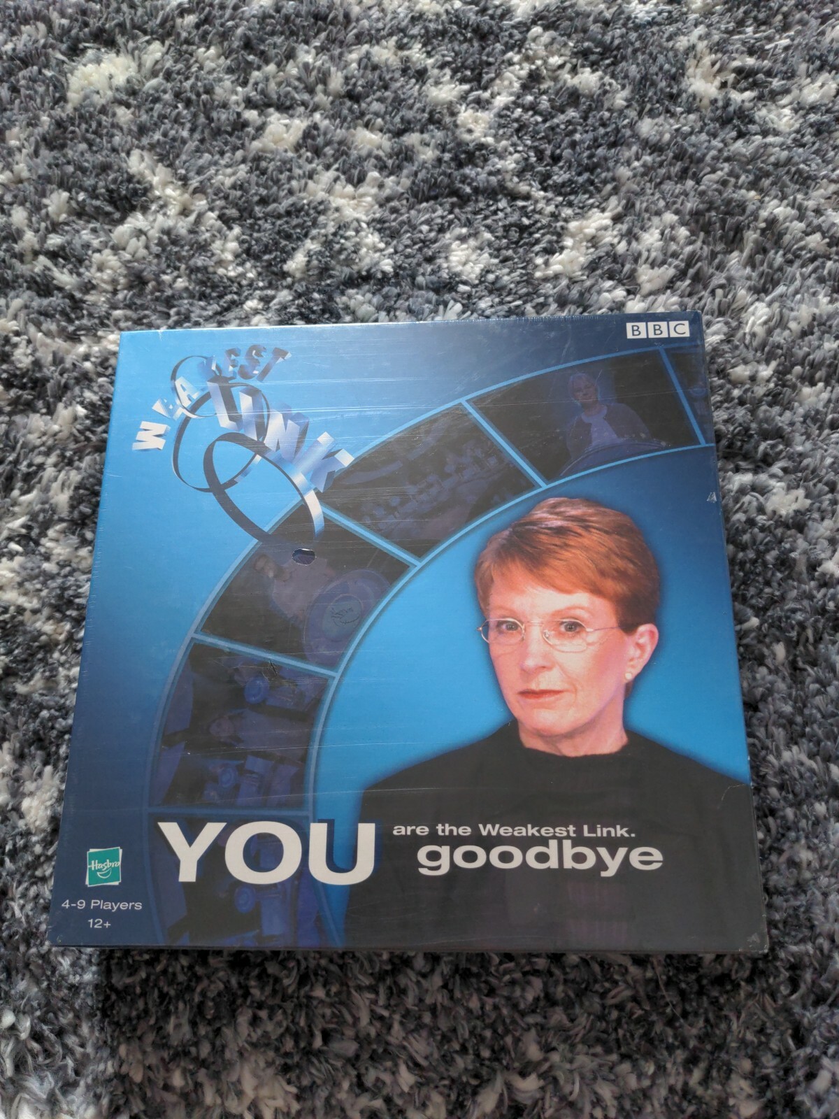 You are the weakest link goodbye game by Hasbro For 4-9 Players Ages 12 ...