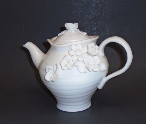 NEW GRACIE'S TEAWARE 3-D ROSE FLOWER WHITE PORCELAIN COFFEE,TEAPOT 4.5 ...