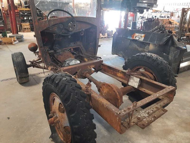 1930 FORD MODEL A FRONT AXLE WITH SPINDLES 883136 | eBay
