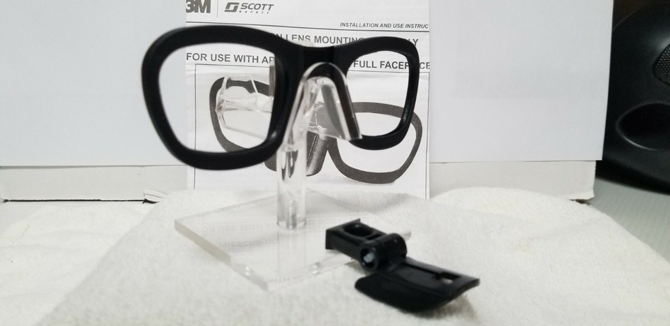 Scott Model Respirator Spectacle Kit, AV-3000 Facepieces #805753-01 ...